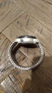 ベラミ (BELAMI) 。未来感漂うLEDウォッチ｜腕時計に乾杯